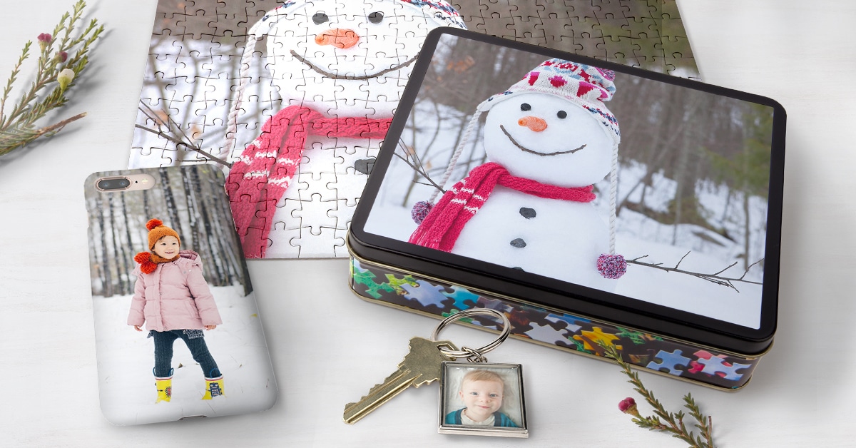 Inspired Personalized Christmas Holiday Present Ideas| Snapfish US